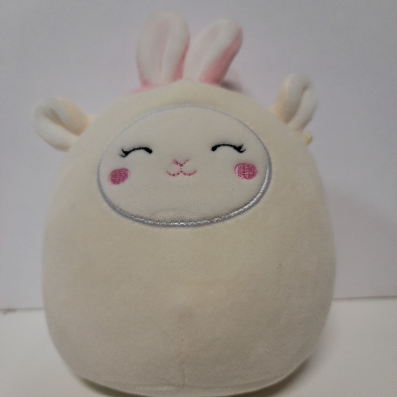 Squishmallows | Toys | Squishmallow 8 Sophie The Lamb With Easter Bunny ...